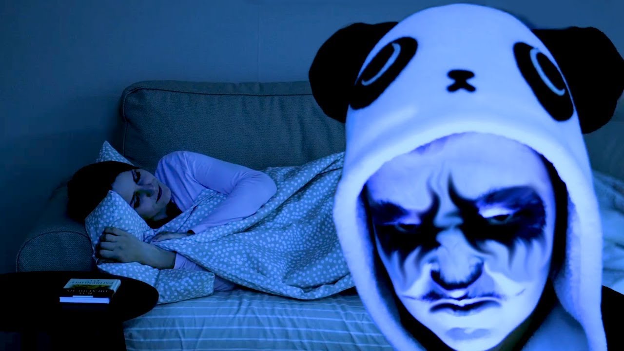24 SPOOKY SITUATIONS YOU CAN RELATE TO - YouTube