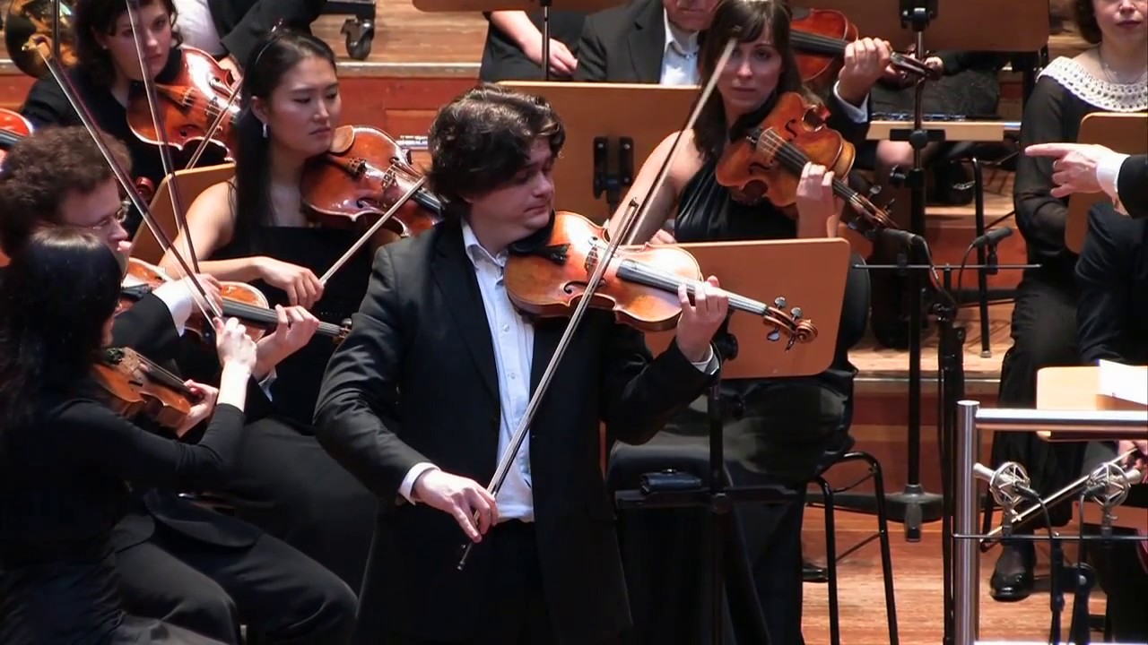 Fjodor Roudine plays Monti Czárdás • Volker Hartung • Junge ...