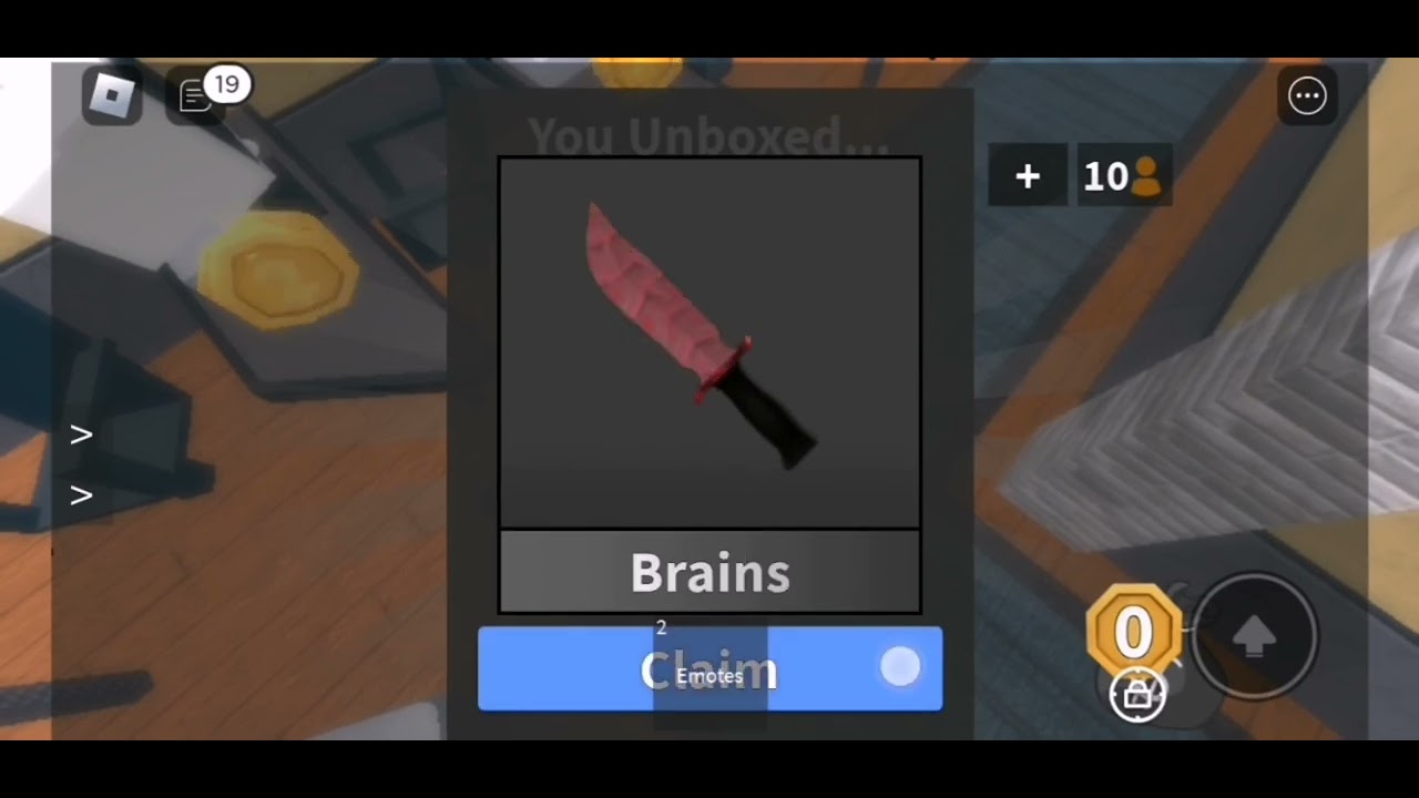 unboxing in chilly's mm2 @Chillz-MM2 @llxllie - YouTube