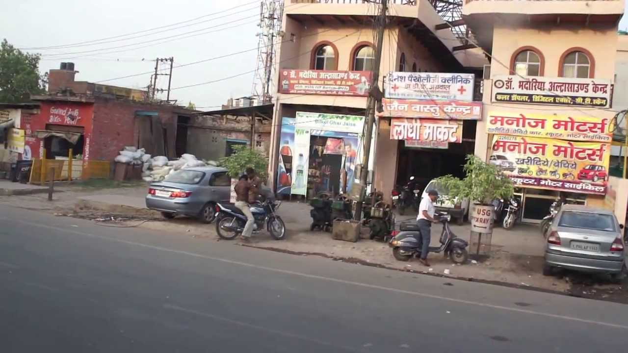 The Streets of Agra - YouTube