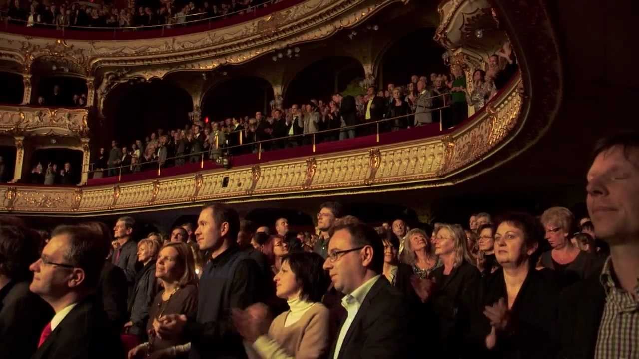 Michael Vatter - It Is Alright - Live at Opera Graz - YouTube