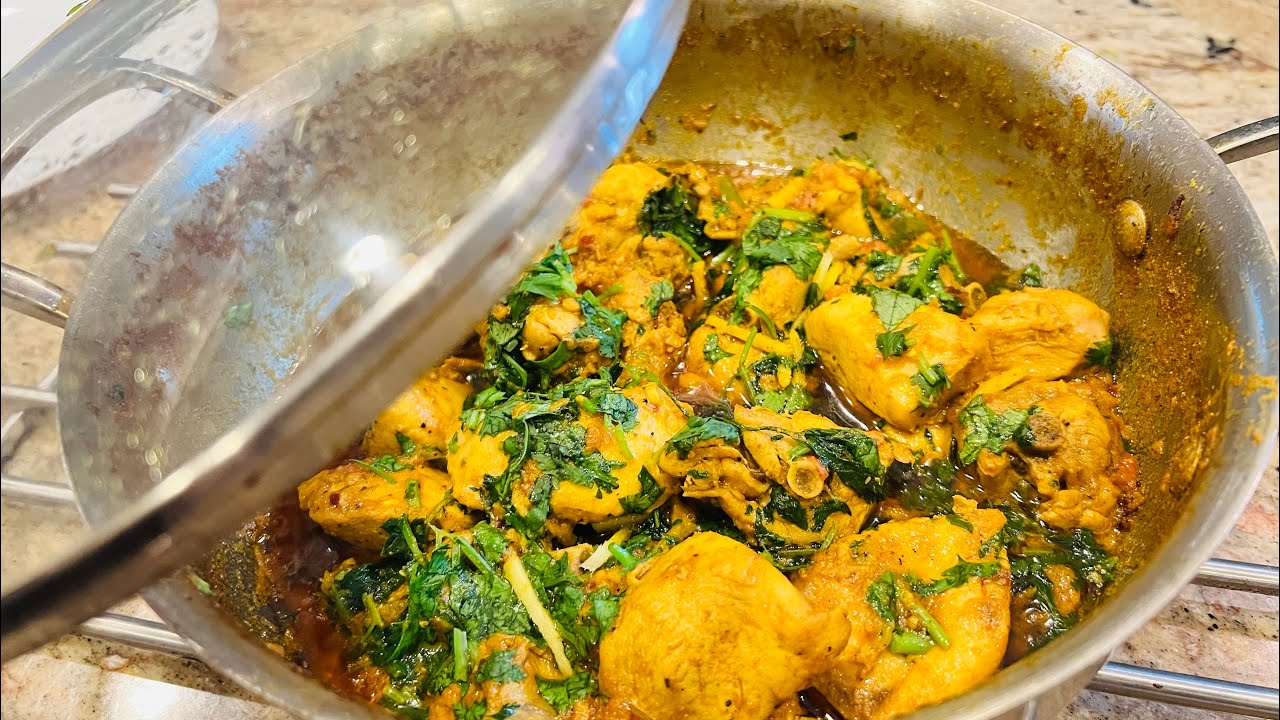 CHICKEN KARAHI | Almi in kitchen - YouTube