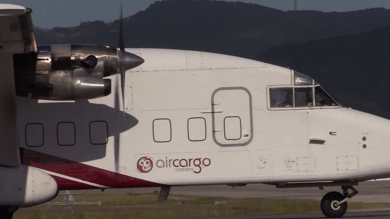 'Flying shoebox' Shorts 360 climbs out like a boss - YouTube