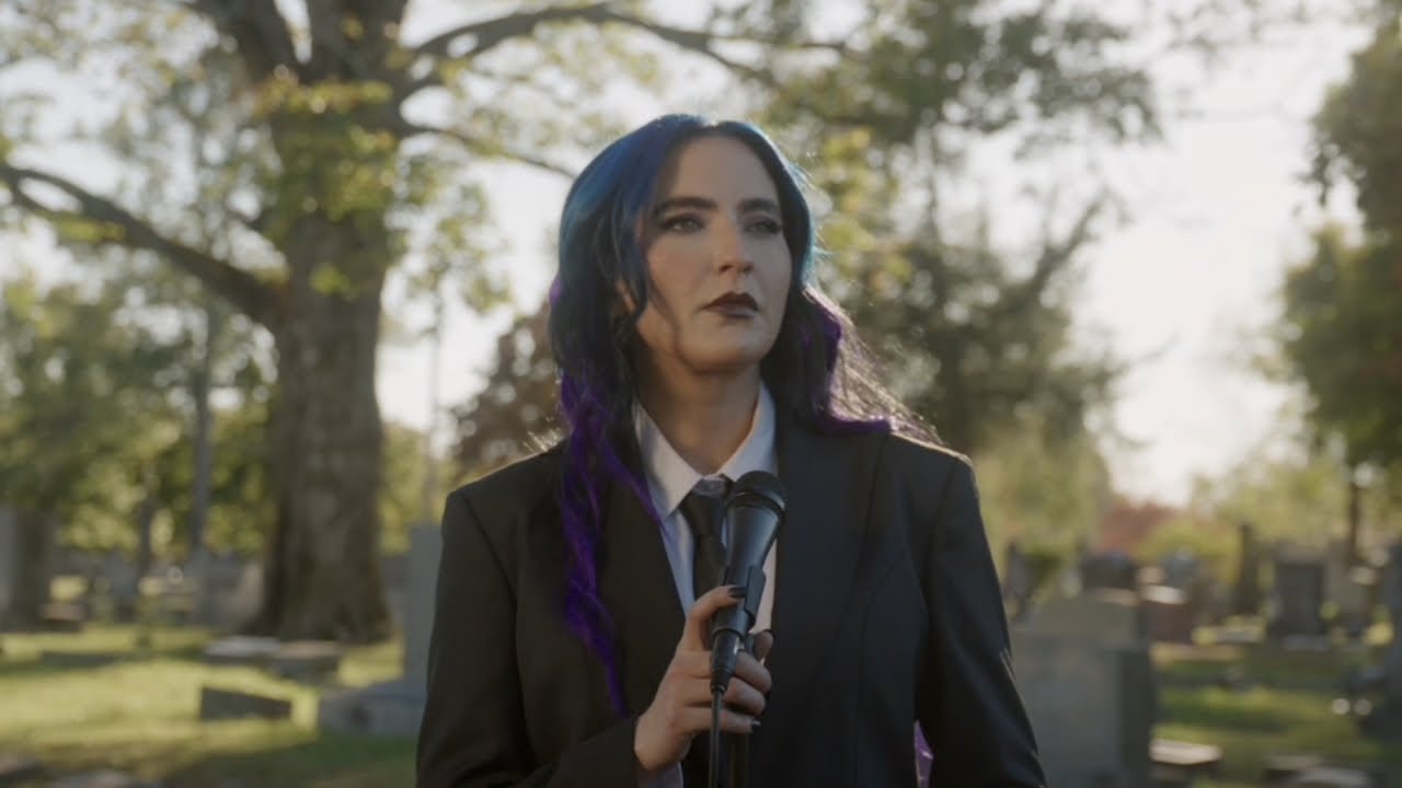 Music Video – Candi Carpenter – Friday Night (Three Stacks on The Radio ...