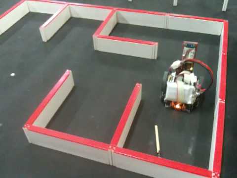 HalfSizeMicromouse 2009 [semicoron] -Left hand Algorithm- - YouTube