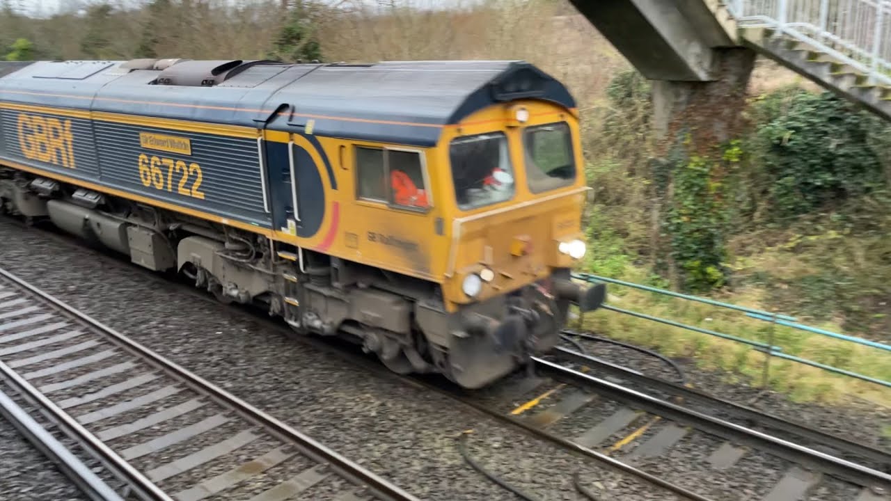Class 66 | 66722 ‘Sir Edward Watkins’ | GB Railfreight - GBRf - YouTube