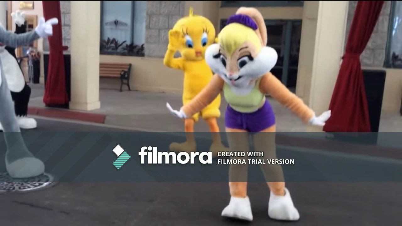 Looney Tunes Are Dancing To Wheres Waldo Theme song - YouTube