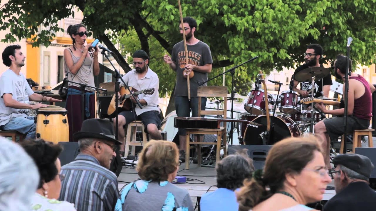 Música na Rua 1 - YouTube