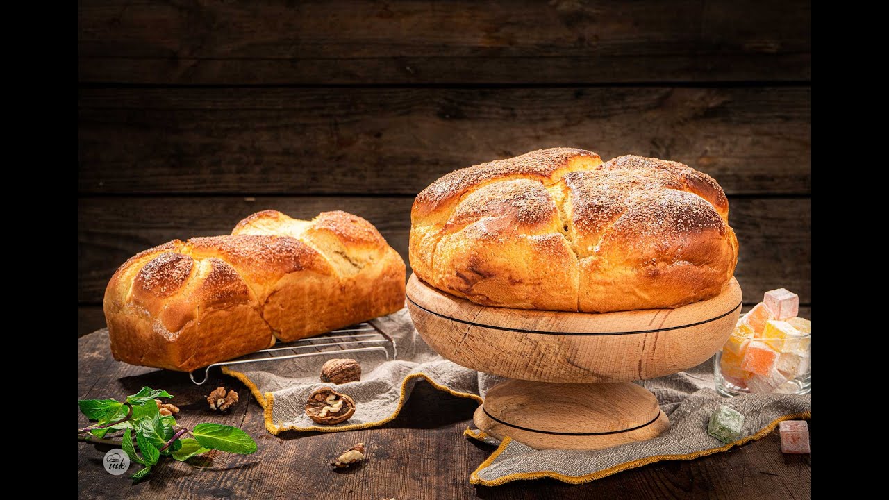 KOZUNAK (BULGARIAN SWEET EASTER BREAD) - YouTube