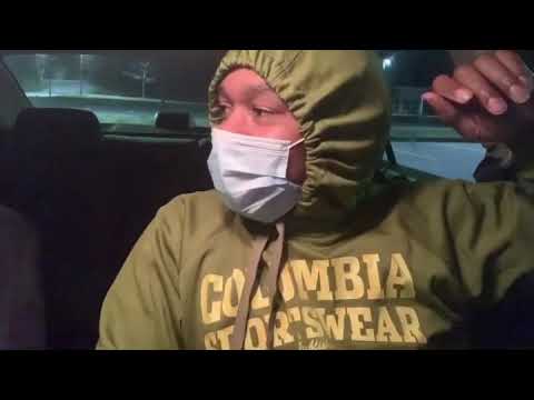 How ppl look recognizing ppl with mask on ... still don’t even know who ...