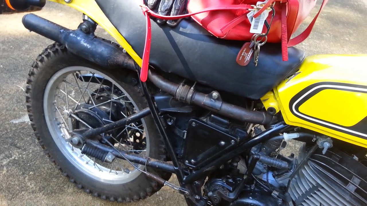 1978 Yamaha DT400 at idle - YouTube