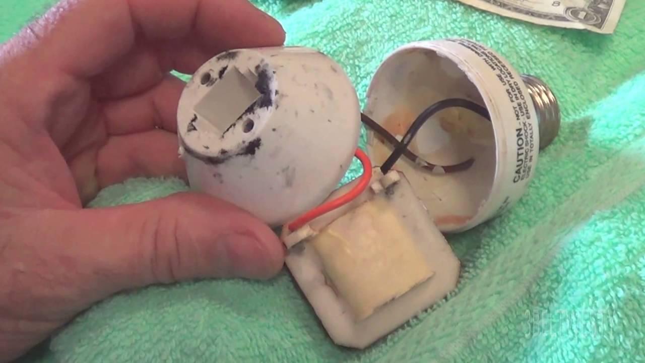 Old PL socketed CFL Bulb 1994 FEIT ELECTRIC - YouTube
