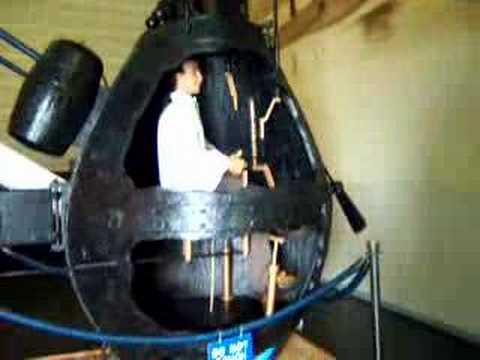 Bushnell's Turtle Submarine Force Museum USS Nautitus - YouTube