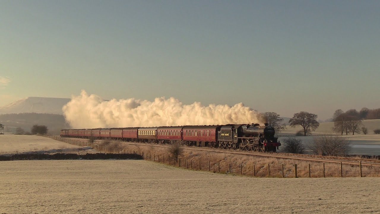 LMS 5MT No.44932 hauls 'The Winter Cumbrian Mountain Express' - 21st ...