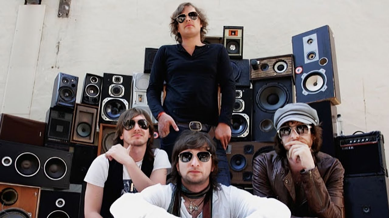 Jet - Live At The Chapel 2006 - YouTube Music