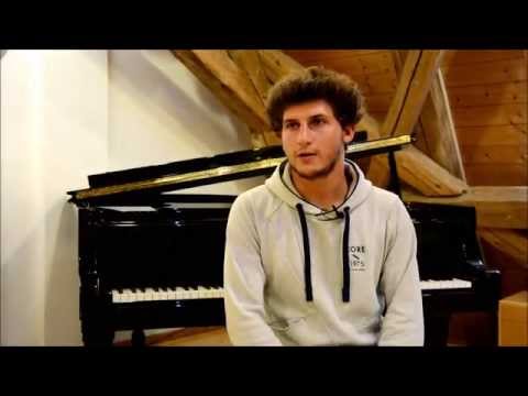 10 Fragen an ... Yojo Christen - YouTube