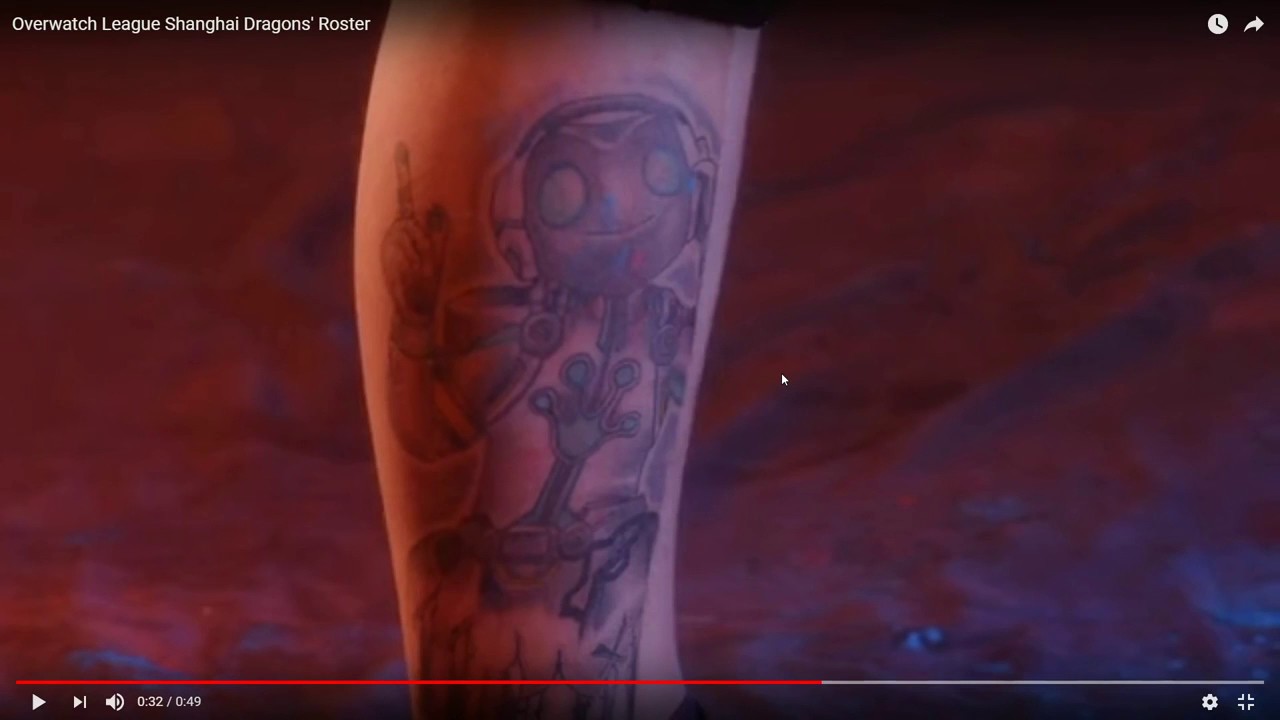 Effect laughing at 5king's Lucio tattoo - YouTube