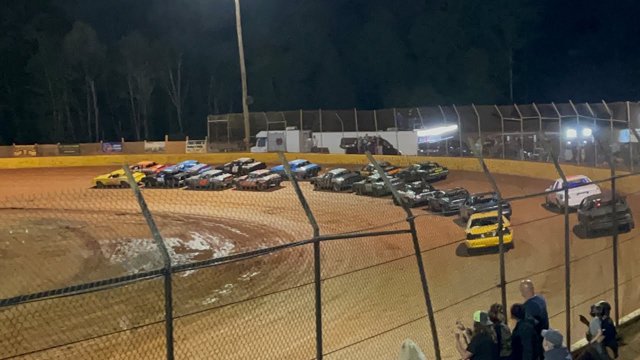 4/15/2023 Pure Stock Harris Speedway - YouTube