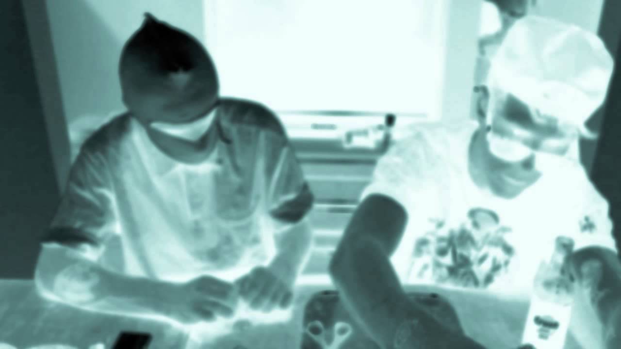 Trouble Andrew - kiss it - YouTube Music