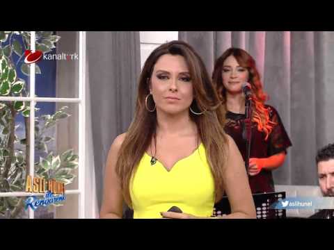 Aslı Hünel'den canlı performans