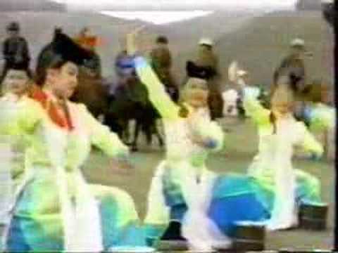 Mongol Dance - Saalichin Bujig - YouTube