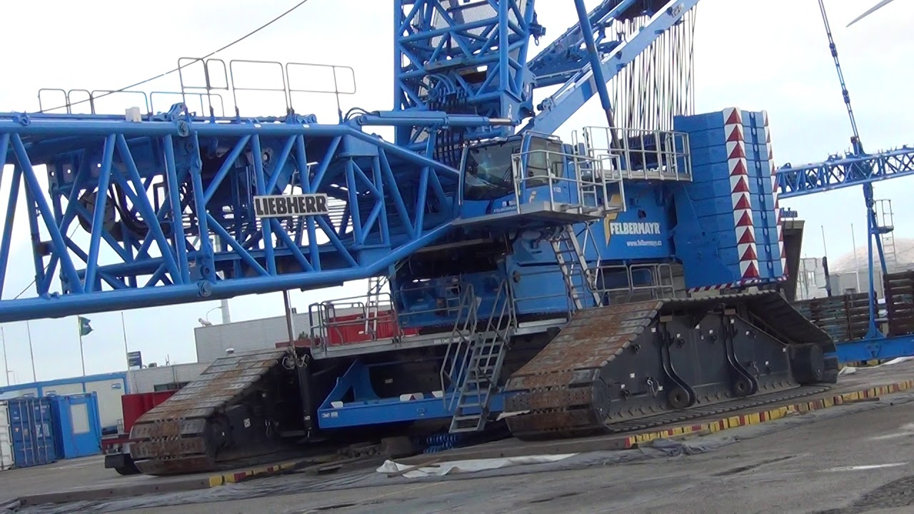 Liebherr LR 11000 - YouTube