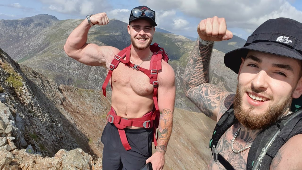 Snowdon peak via Crib Goch Ft. Big CiD + Wild camping, Llyn glas ...