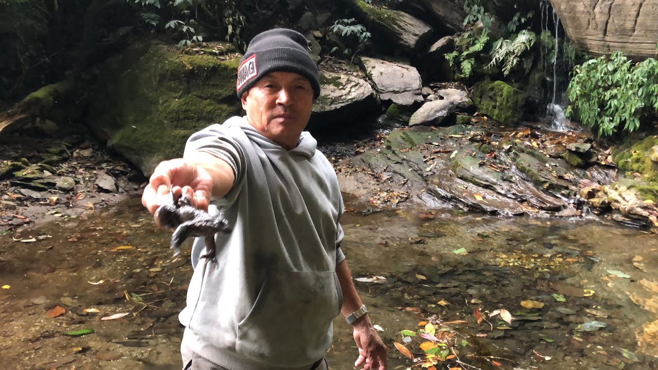 Kalo paa choppdai with uncle, mama at machhapuchhre - YouTube