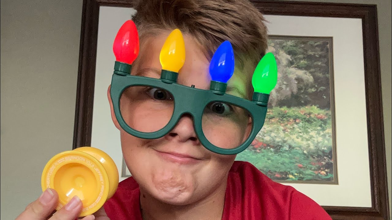 Plastic cheat code yo-yo unboxing - YouTube