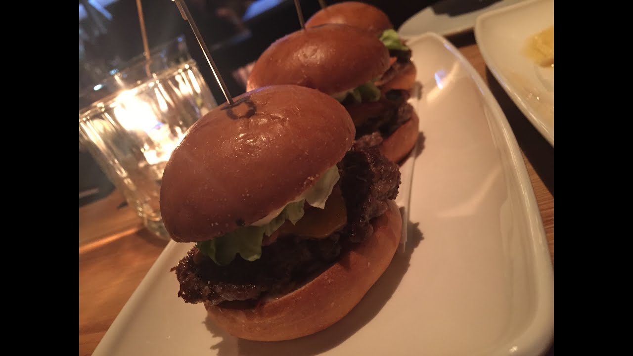 A look inside Cactus Club Cafe Toronto - YouTube