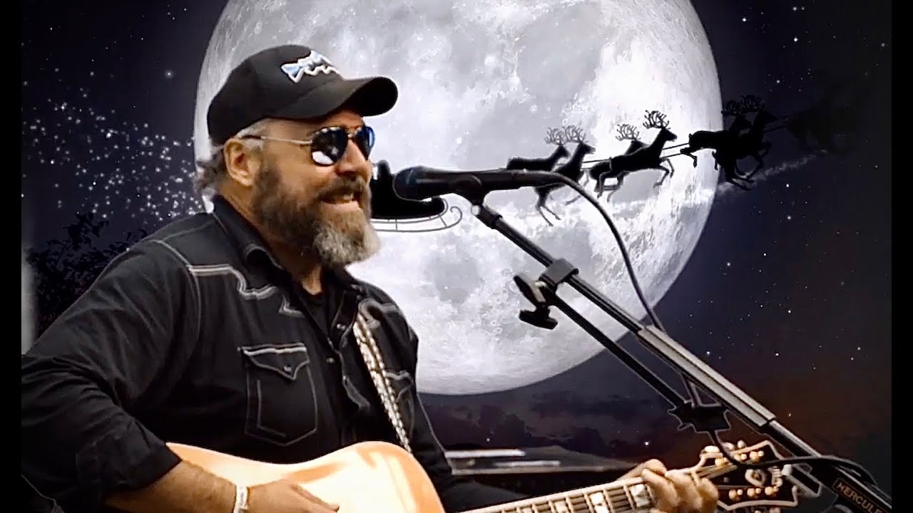 Tay Bronson - Alone This Christmas ** Official Music Video** - YouTube