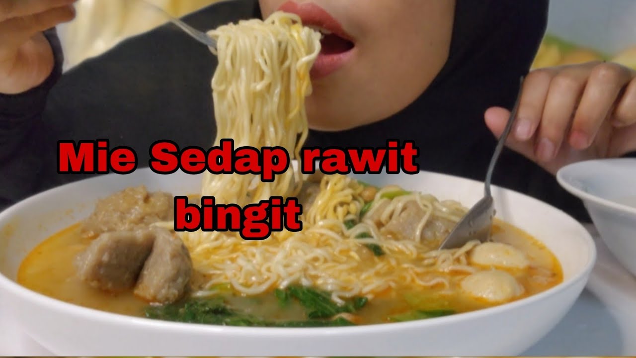 Mukbang mie Sedap Rawit Bingit campur Bakso 😋 - YouTube