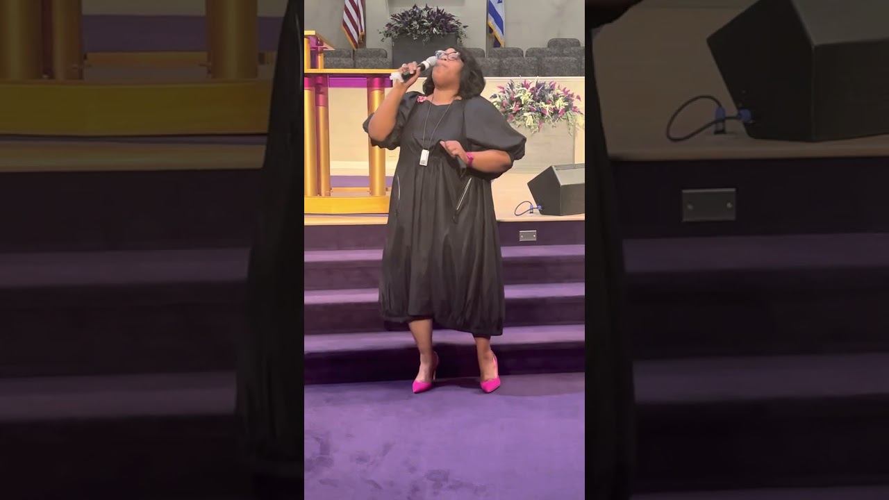 @Tanya Ray Total Praise 🎤 - YouTube