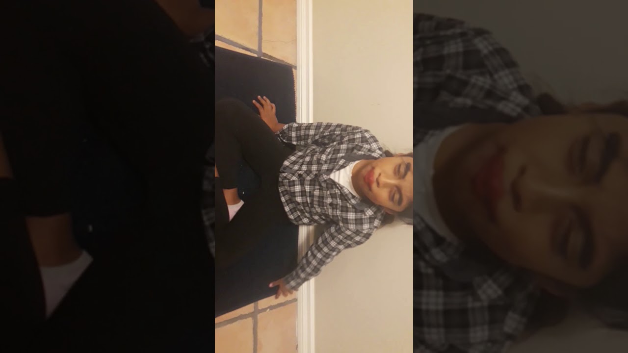 Mini Miranda Sings - YouTube