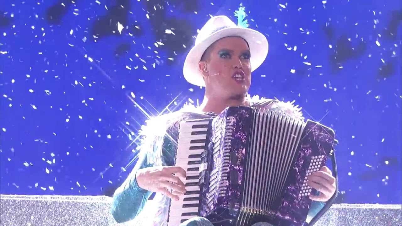 Hans - German Superstar Spices up your life with winter extravaganza ...