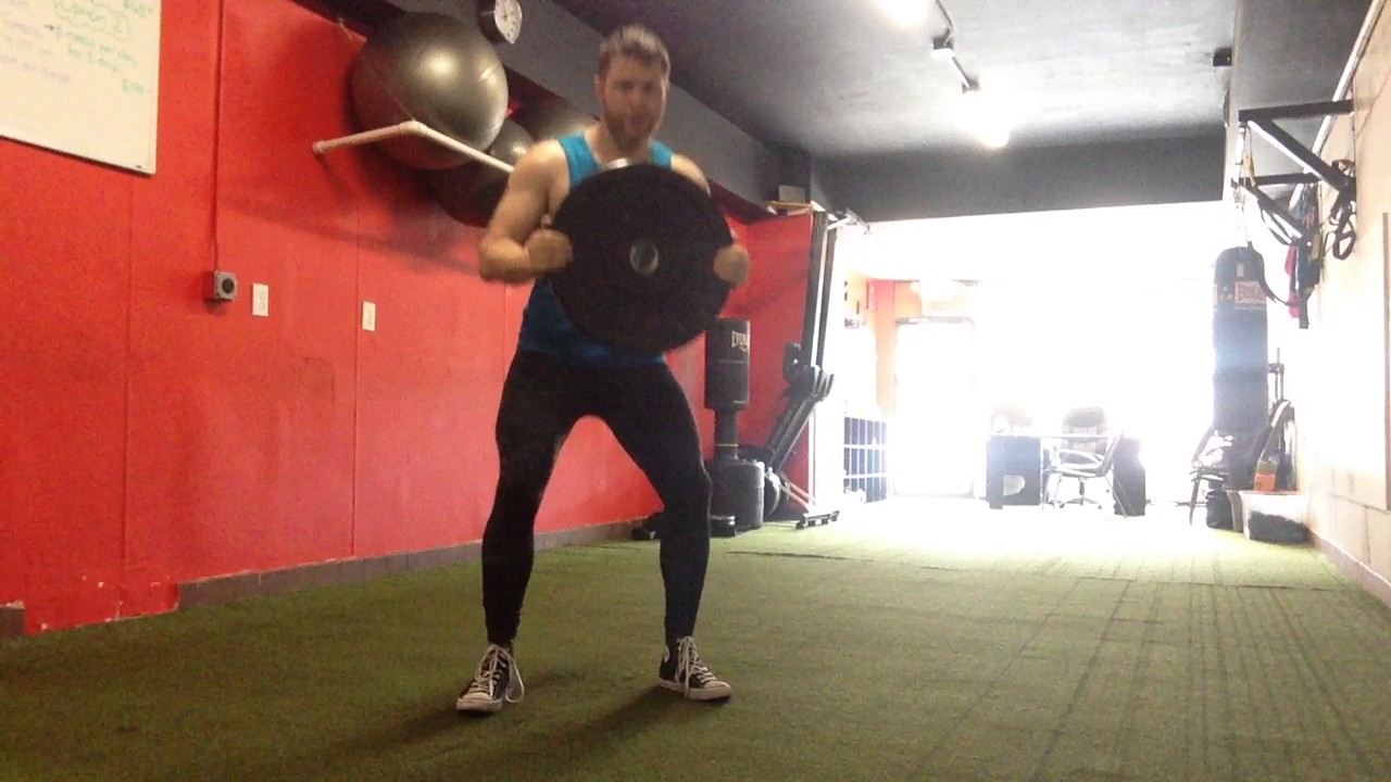 Counterbalance Squat - YouTube