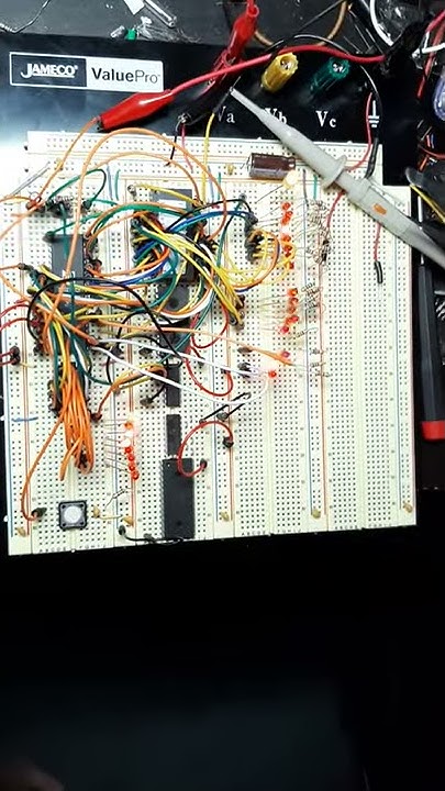 Z80 breadboard computer calculating the fibonacci sequence - YouTube