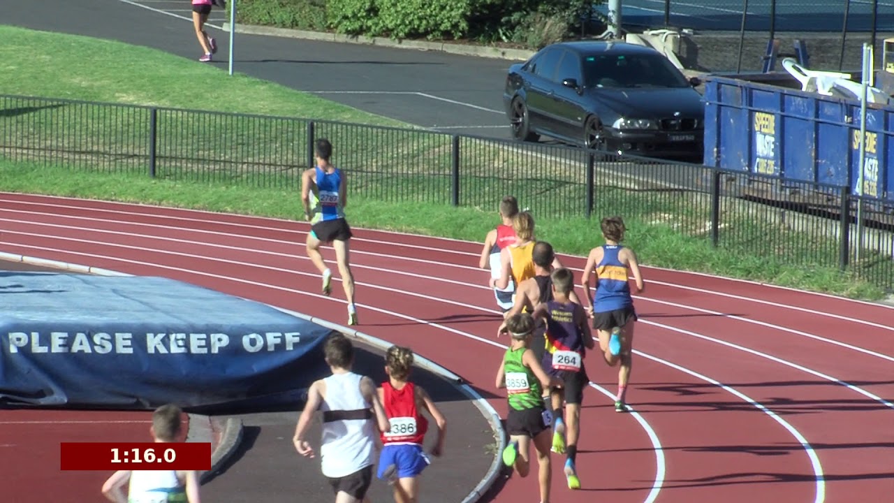 VMC 06.02.2018: Men 800m L race - YouTube