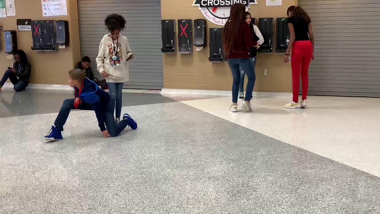 People Doing Tik Tok - YouTube