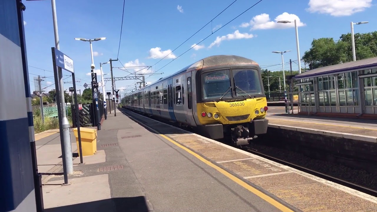 Great Northern Class 365 EMU Networkers at Finsbury Park and Stevenage ...