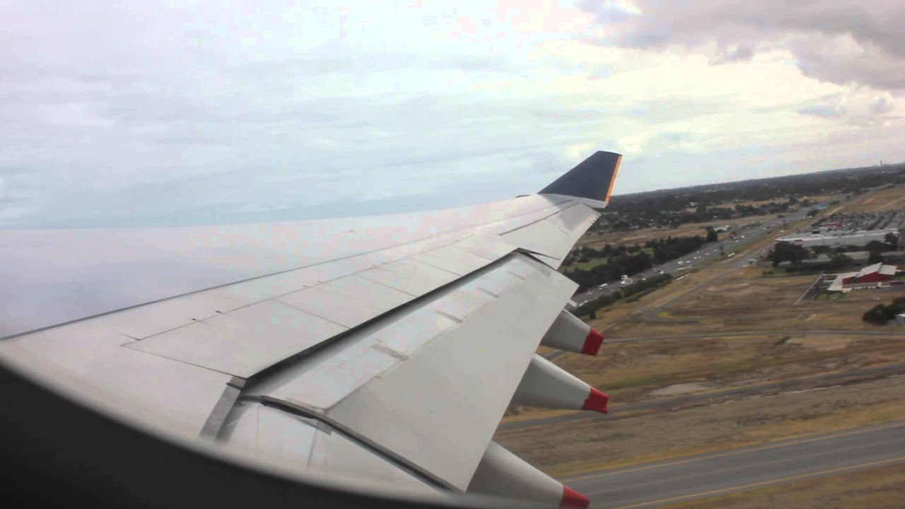 [HD] Singapore Airlines A330-300 - Takeoff in Adelaide, Australia (9V ...