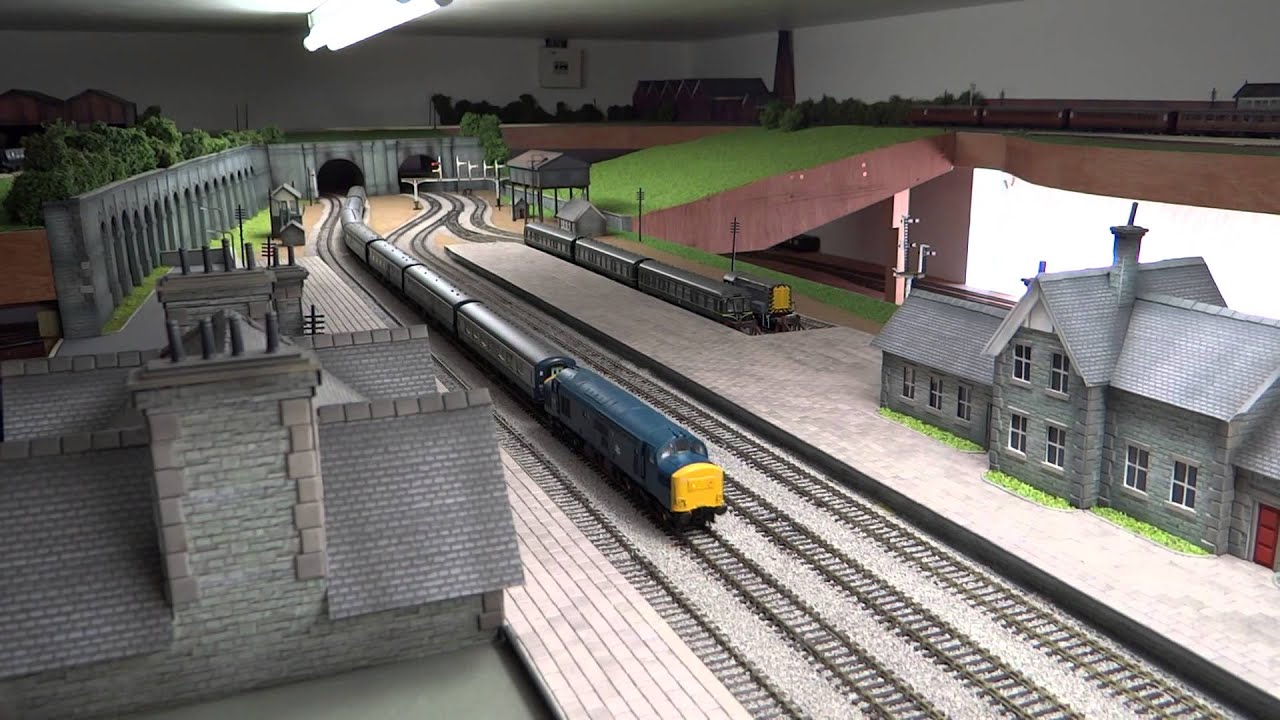 br blue class 37 diesel locomotive - YouTube