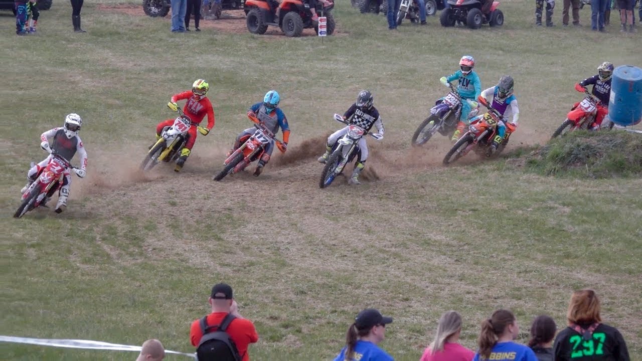 DIRT BIKES GET TO RACE ON OLD GOLF COURSE!! - YouTube