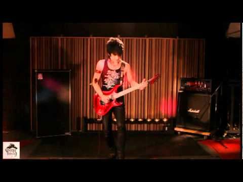 Marty Young - 搖滾燒肉粽 (Rock Zone).mpg - YouTube