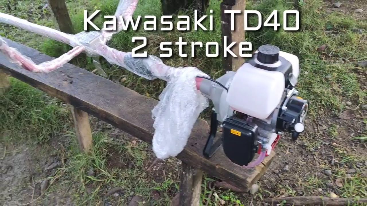 Kawasaki TD40 2stroke grass cutter unboxing ang 1st time engine start ...