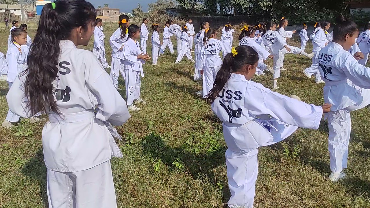 girls training at uss - YouTube