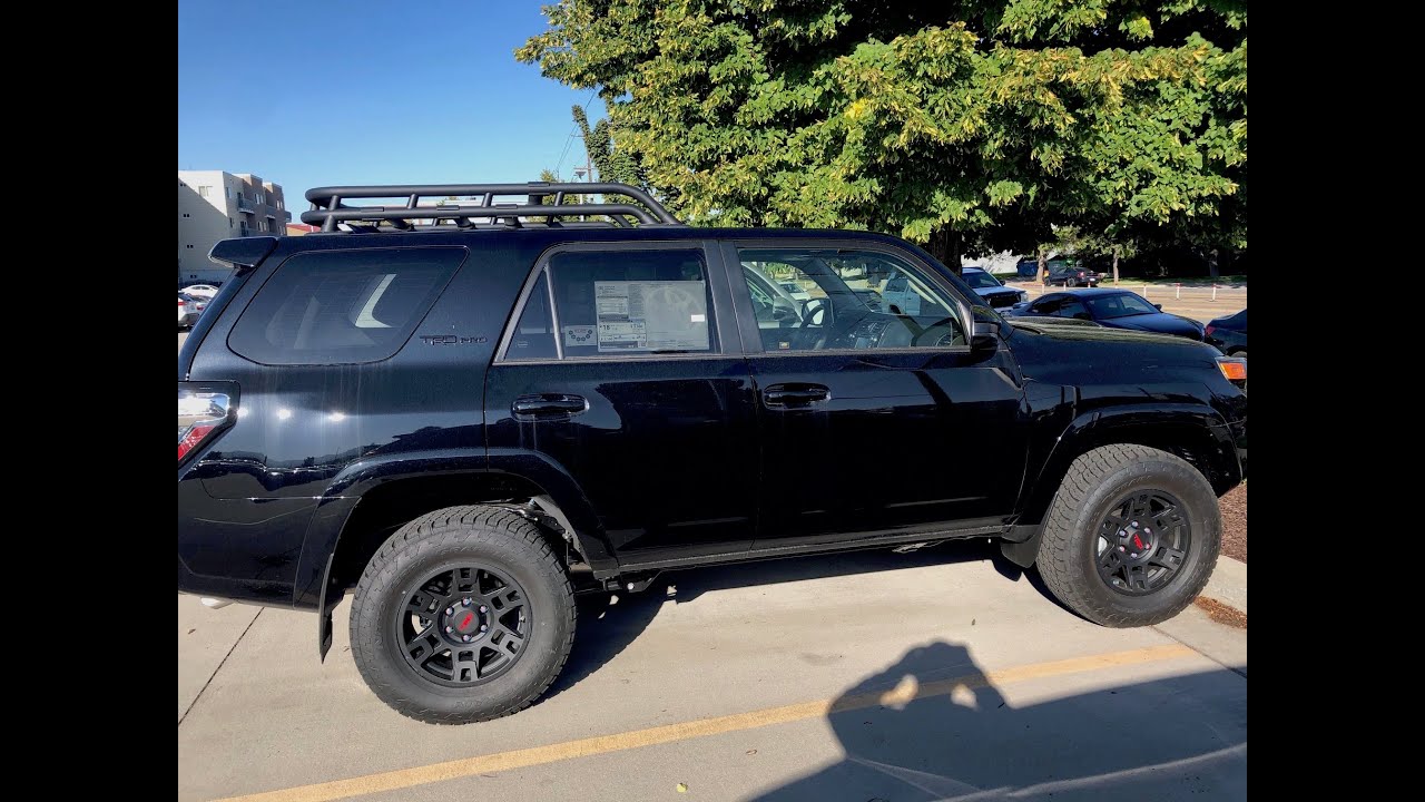 2020 4Runner Walk-Around (SR5 Package) - YouTube