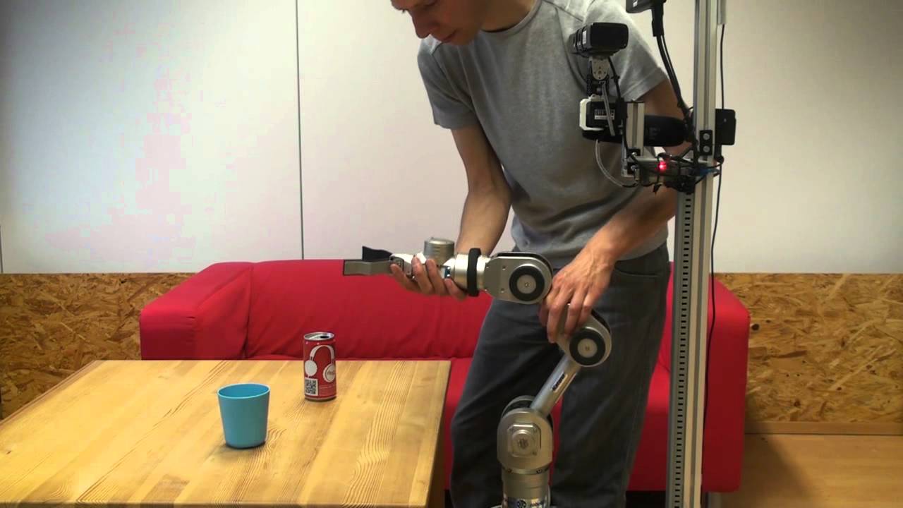 Robot Learning from Demonstration by Averaging Trajectories - Put the ...