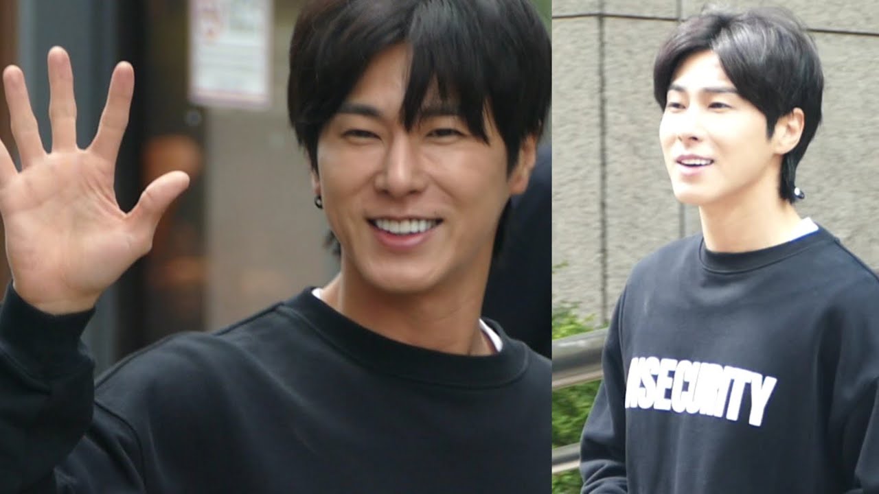 TVXQ U-KNOW(유노윤호) | Musicbank 출근길 - YouTube