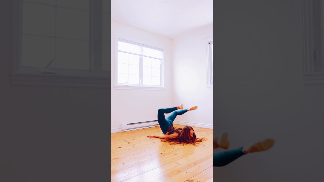 Breathe | Viral Contortion video by Anna McNulty - YouTube